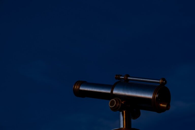 Types of Telescopes - Cassegrain Vs Reflector Vs Refractor Telescopes